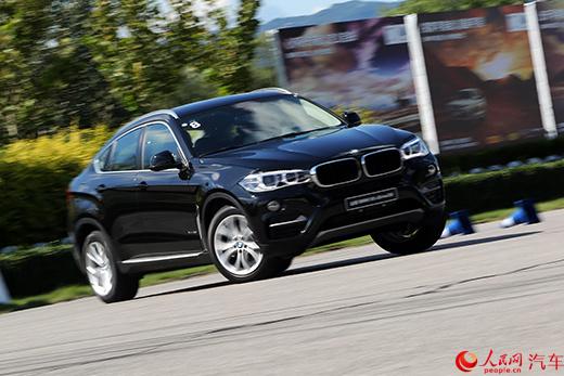 拒绝性能溢出 试驾宝马X5/X6 2.0T-中新网