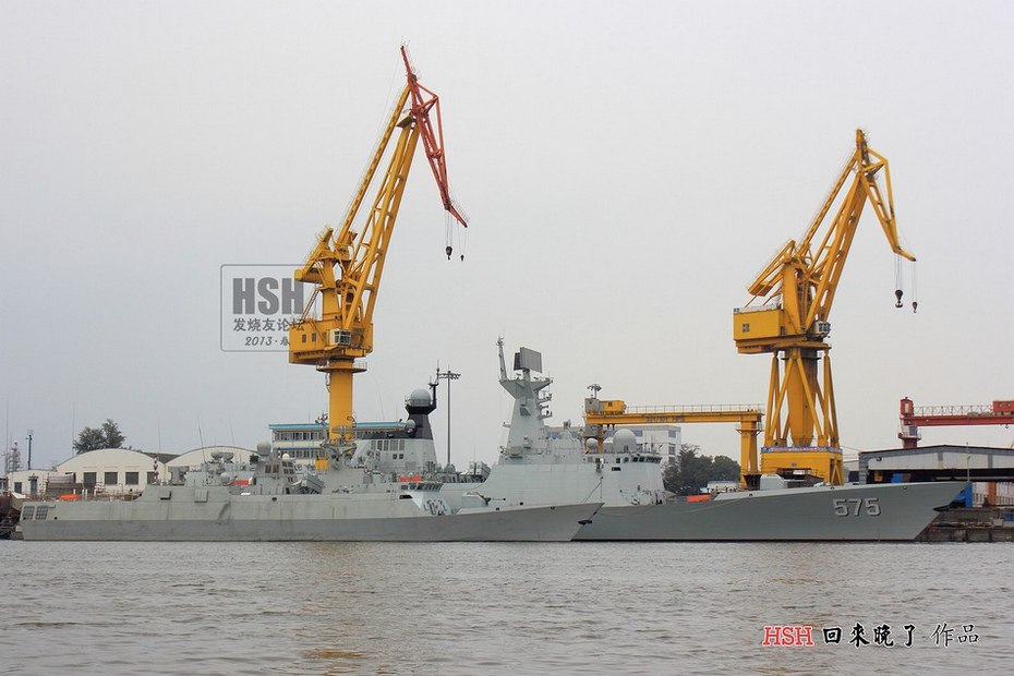 差别巨大！中国056与054A型护卫舰直观对比-中新网